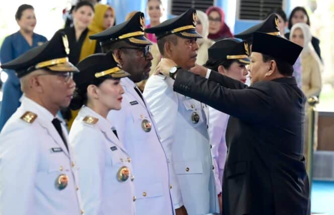 Yonas Kenelak-Itaman Thago Catat Sejarah Dilantik Presiden Prabowo di ...